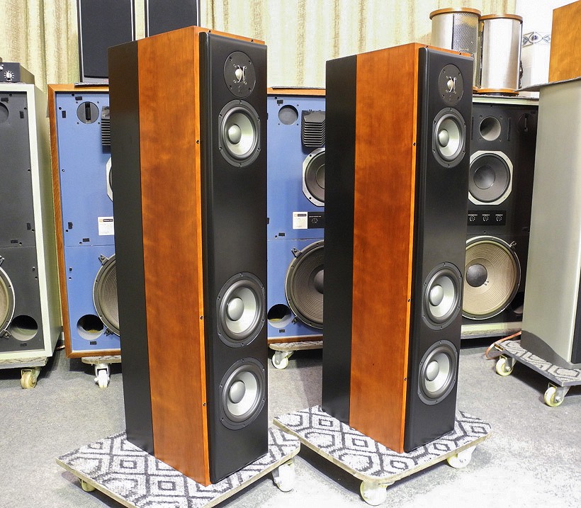 Revel Performa F32 – Đôi loa xưa chinh phục những đôi tai già